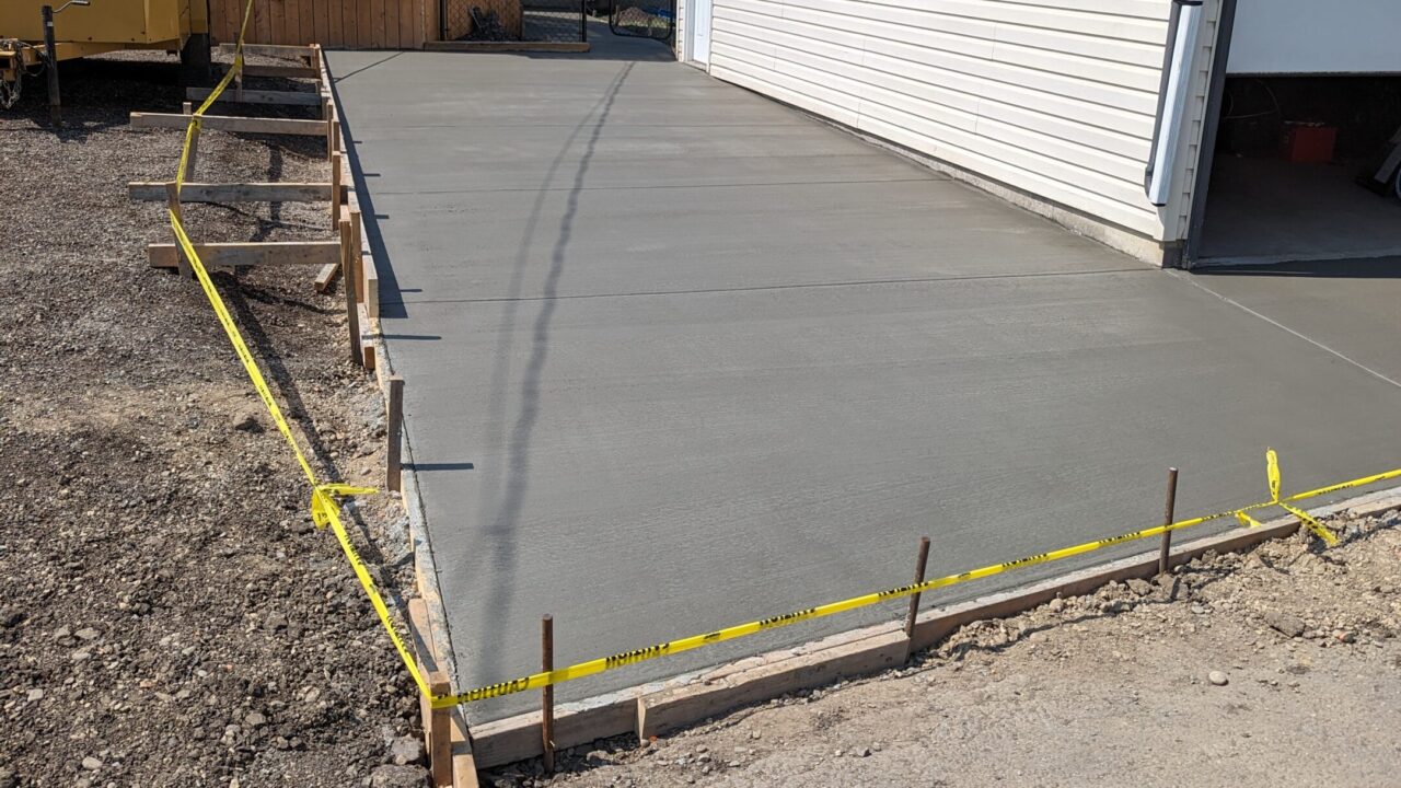 California Broom Finish Concrete Calgary | Concreteexperts.ca